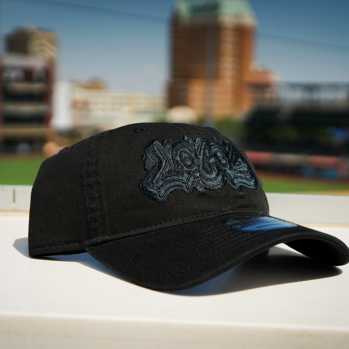 LOCOMOTIVE 920 ALL BLACK ADJUSTABLE HAT – El Paso Locomotive FC Team Shop